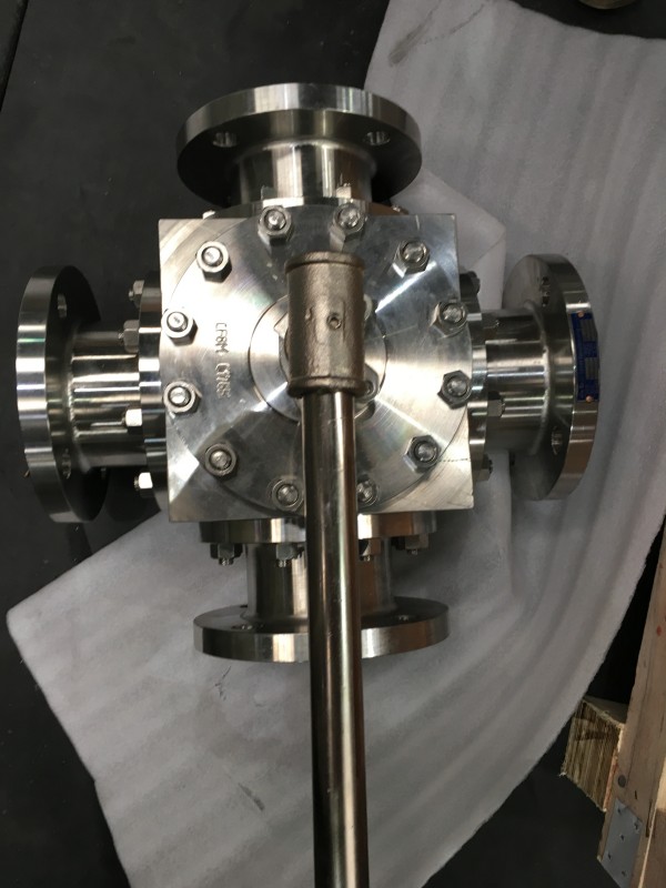 API 607 4 Way Ball Valve